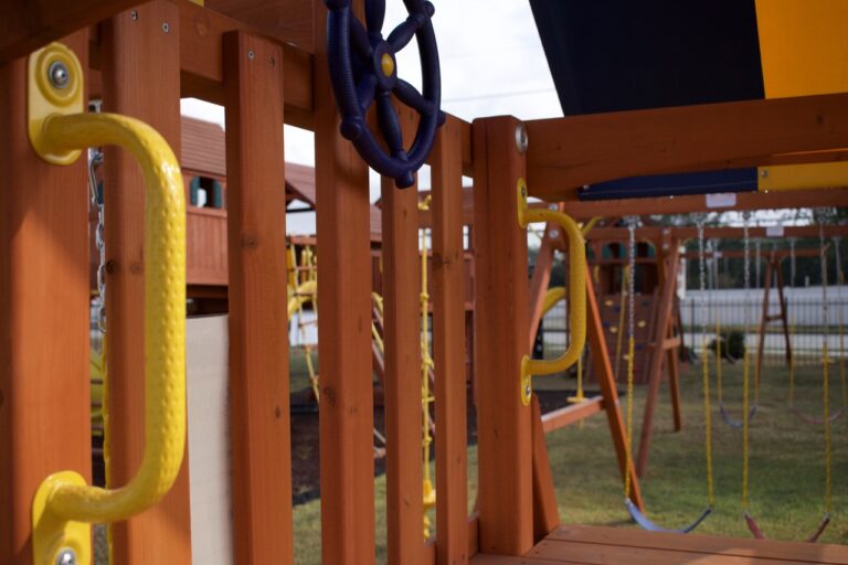 Toucan Playcenter: BYB Tarp | Yellow Wave Slide