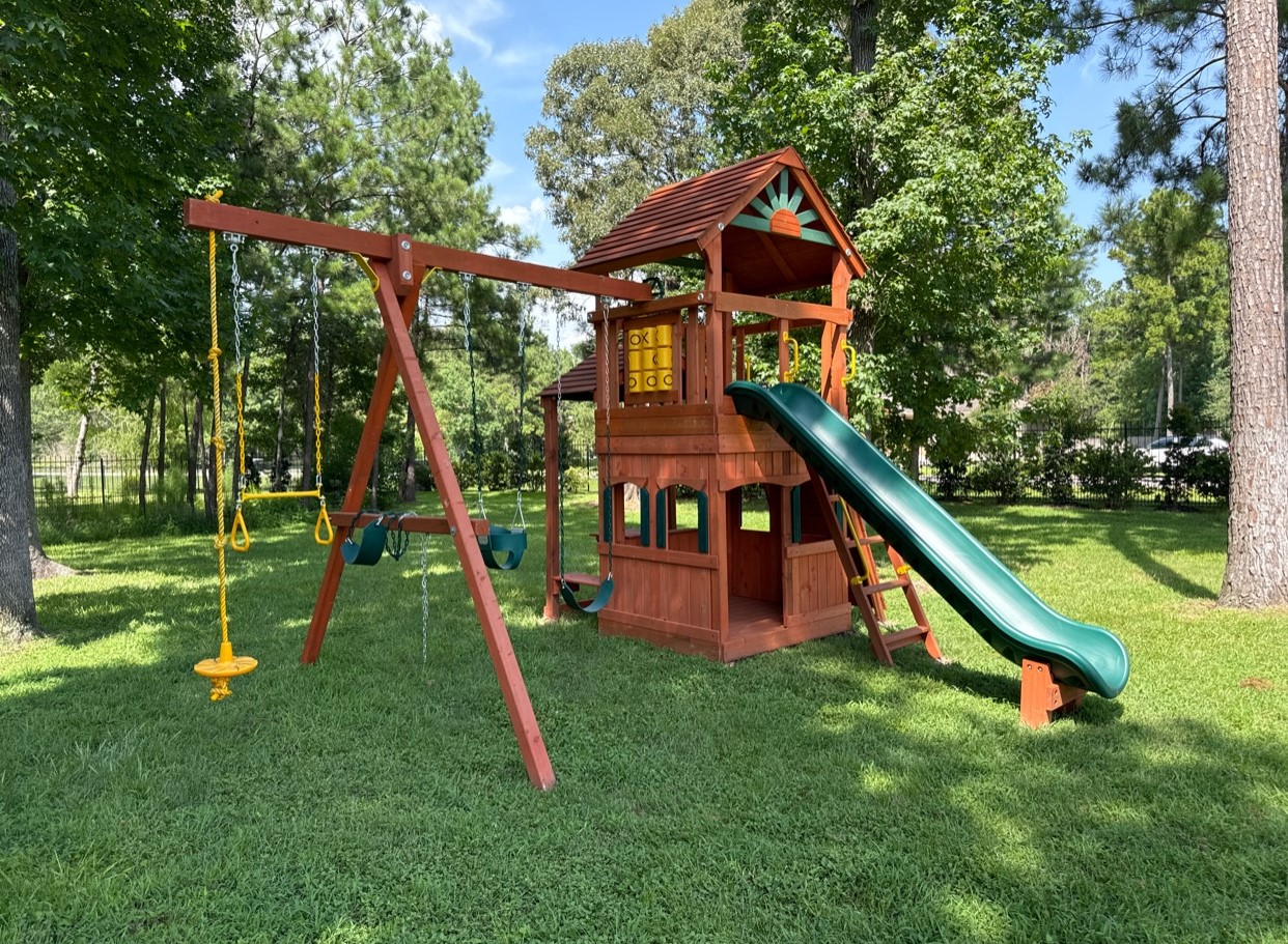 Products - Treefrogs Swingsets